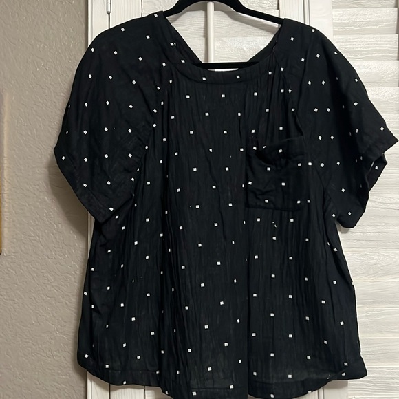 Madewell | Tops | Black And White Polka Dot Top | Poshmark